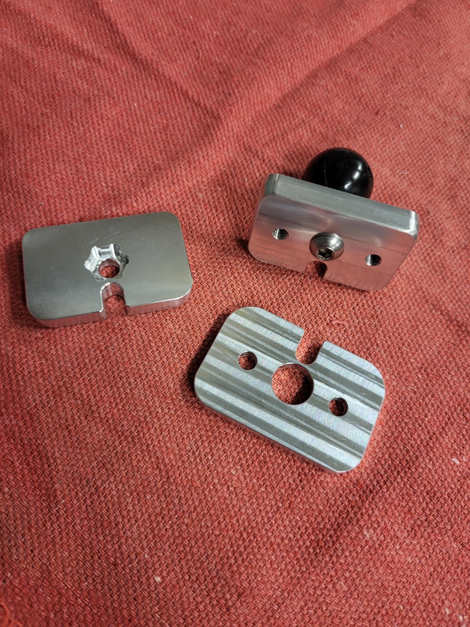 1996-2002 3rd Gen 4Runner Billet Clock RAM Mount – SRQ Fabrications