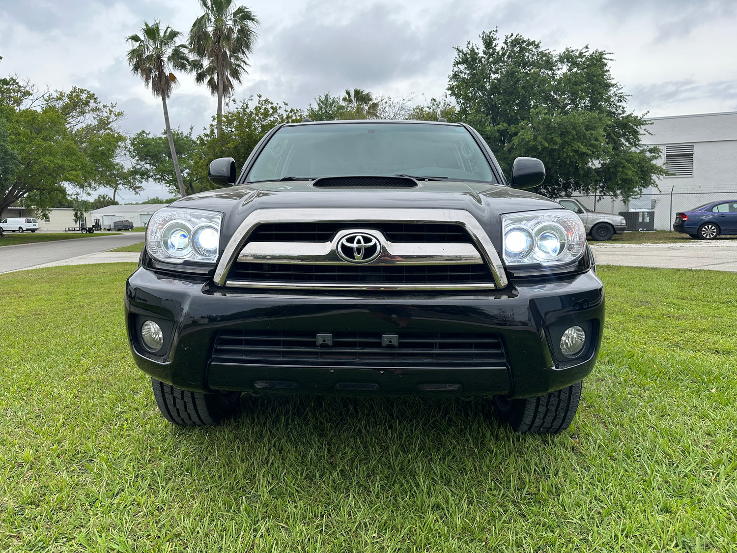 2006-2009 4th Gen 4Runner LED Retrofit Headlights – SRQ Fabrications