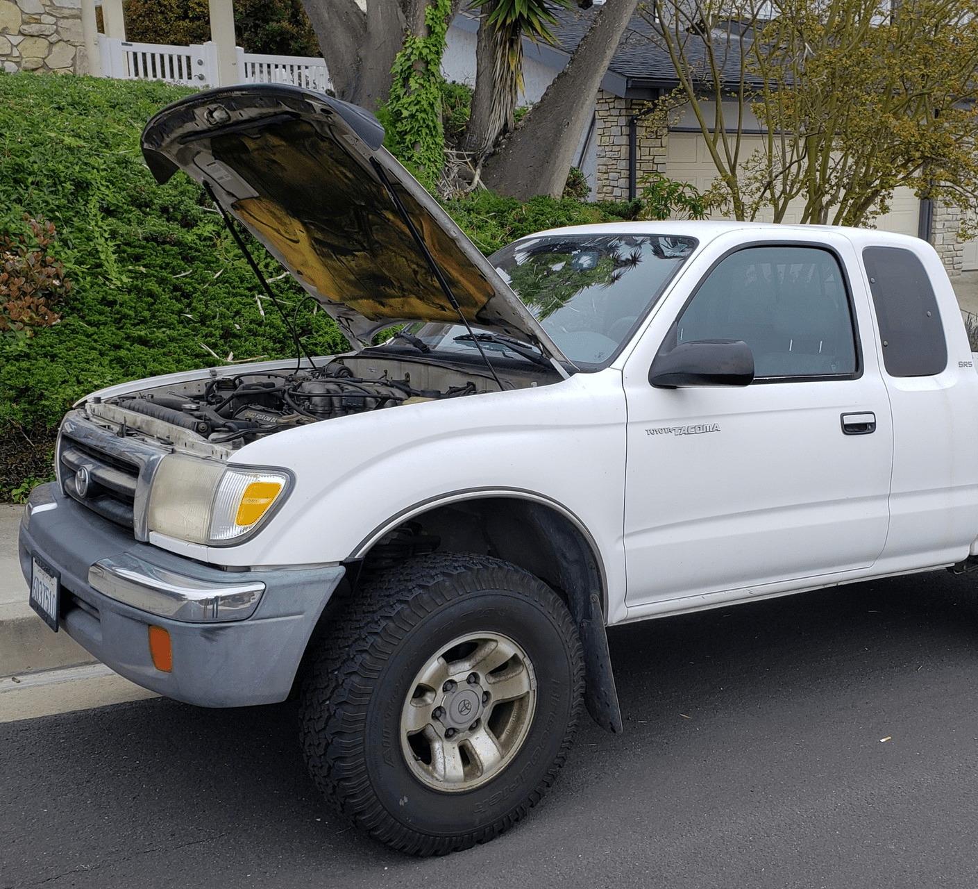 1995-2000 1st Gen Tacoma Hood Strut Kit – SRQ Fabrications