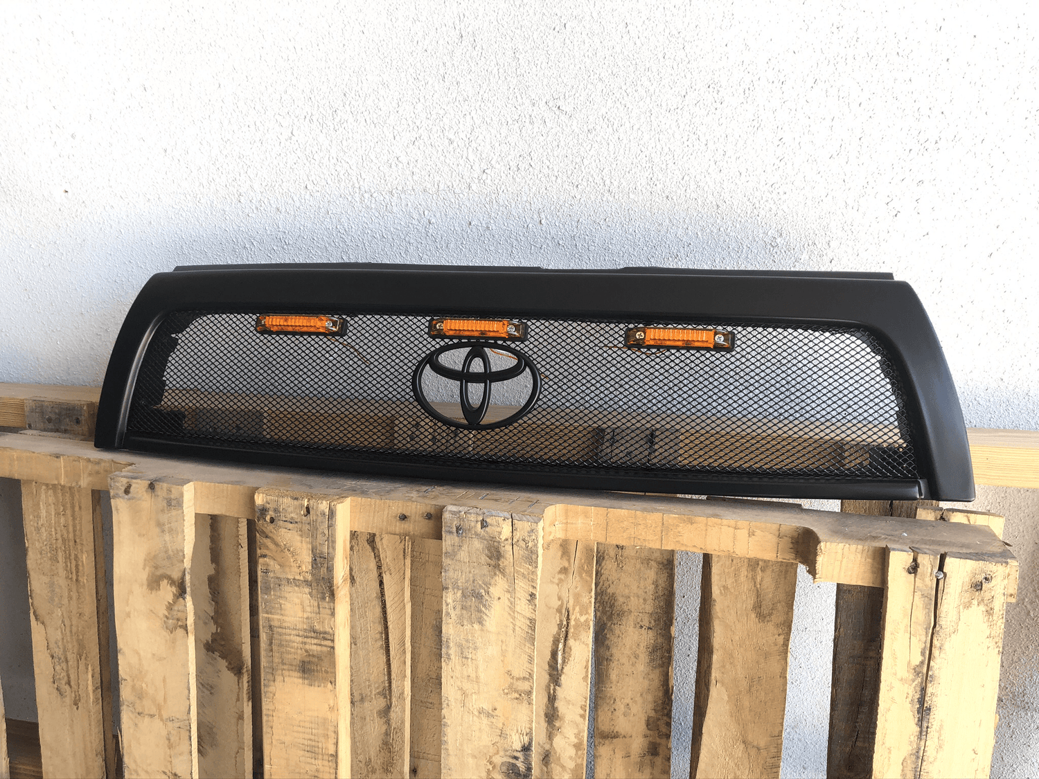 1996-2002 3rd Gen 4Runner Flush Grille – SRQ Fabrications
